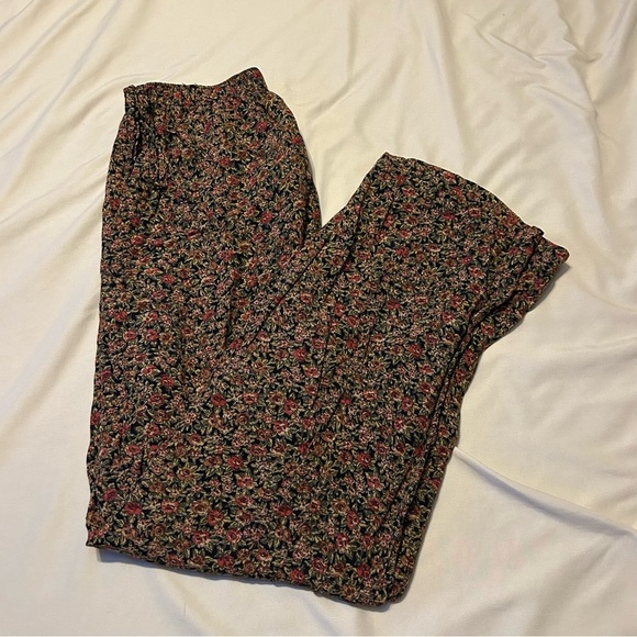 Central Falls | Pants & Jumpsuits | Vintage Central Falls Usa Floral ...